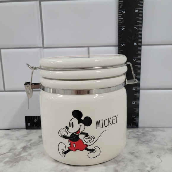 Disney | Kitchen | Set Of 2 Disney Mickey Mouse And Minnie Mouse ...